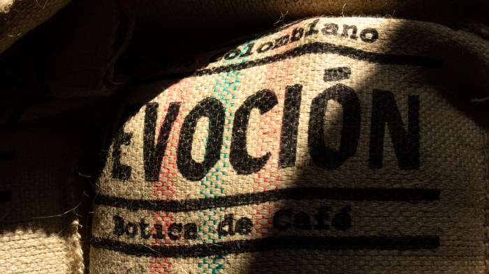 From farm to cup: How Devoción delivers the freshest Colombian coffee ...