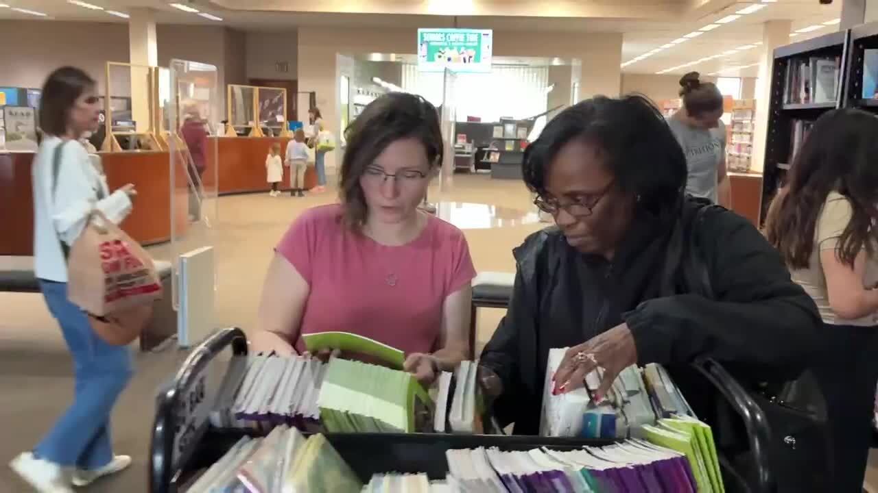 Longview Public Library holds first book sale of 2025