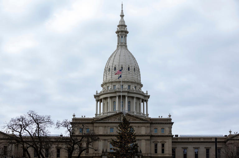 Michigan’s first 2 capitols went up in flames: The wild, forgotten ...