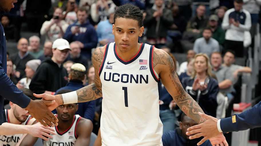 UConn's Dan Hurley Talks Solo Ball's Growth: 'He's Got A Special Ability'