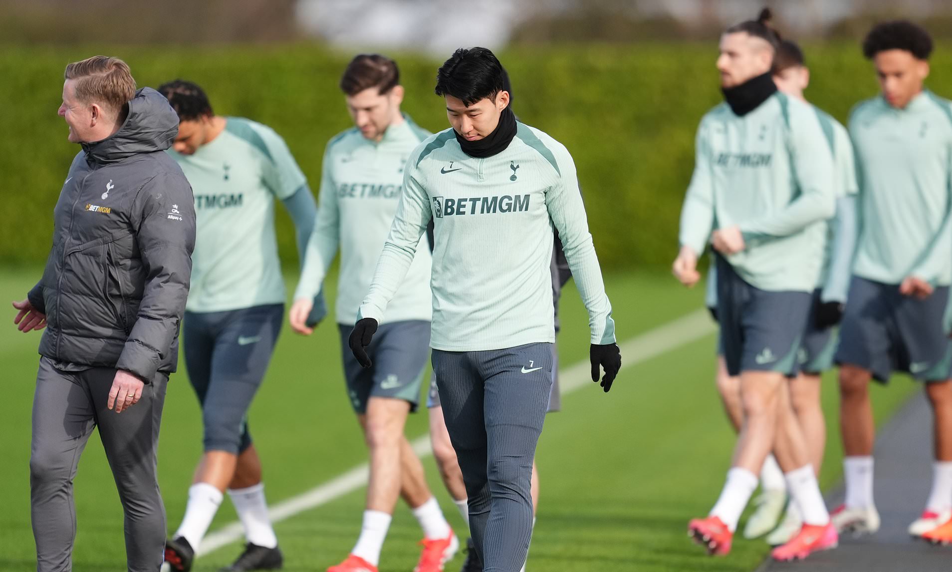 Tottenham handed major boost as two key players return to first-team ...