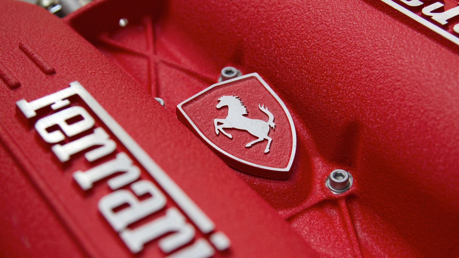 Il caso Ferrari, sotto accusa il design. Ma per alcuni analisti i ...