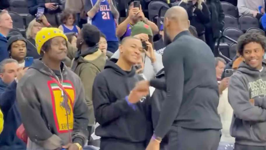 LeBron James Daps Up Eagles' A.J. Brown, DeVonta Smith at Lakers-Sixers ...