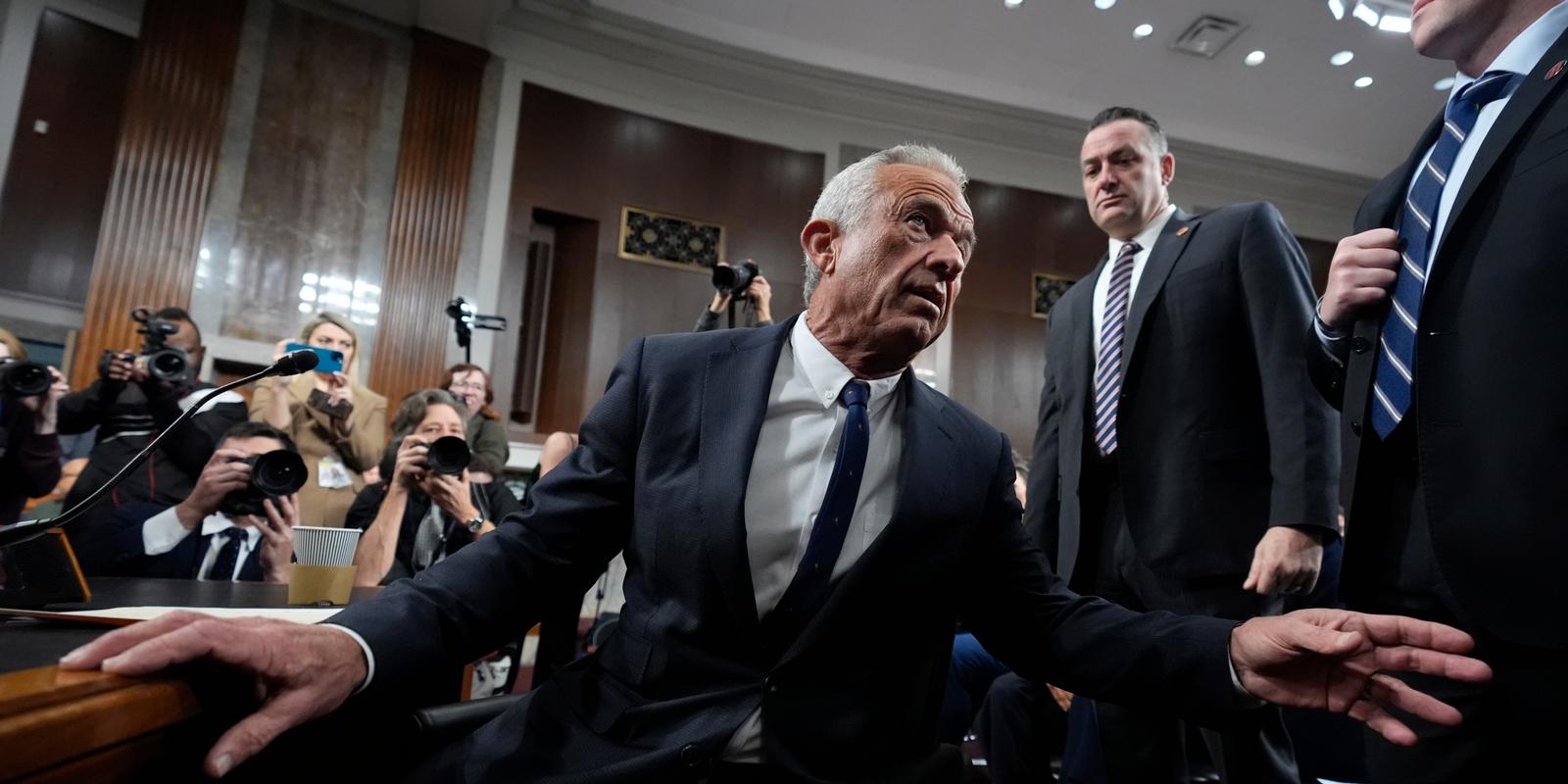 Tumult vid utfrågning av Kennedy: ”Han ljuger!”