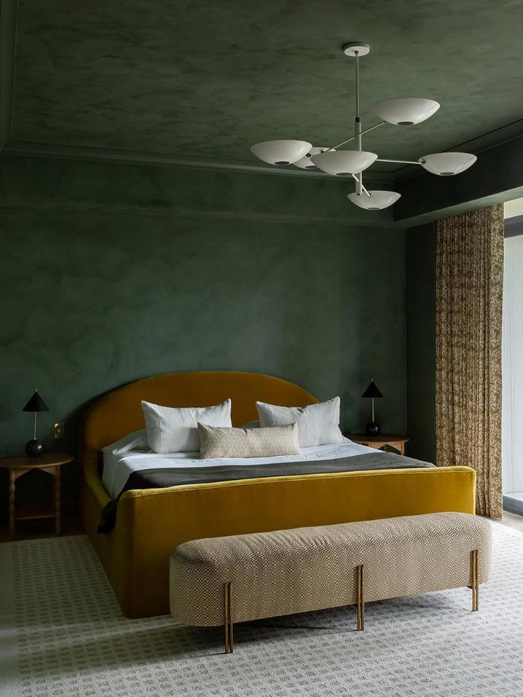 What Is Color Drenching? The 2025 Design Trend, Explained