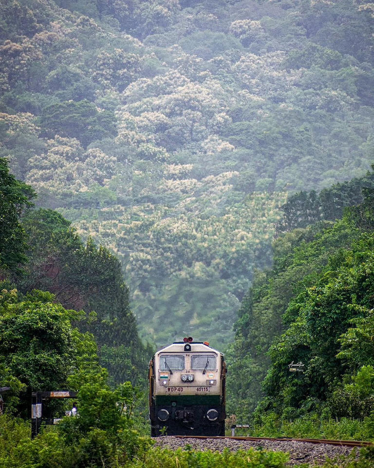 In Photos: New Delhi - Chennai Tamil Nadu Express Was Reintroduced As ...