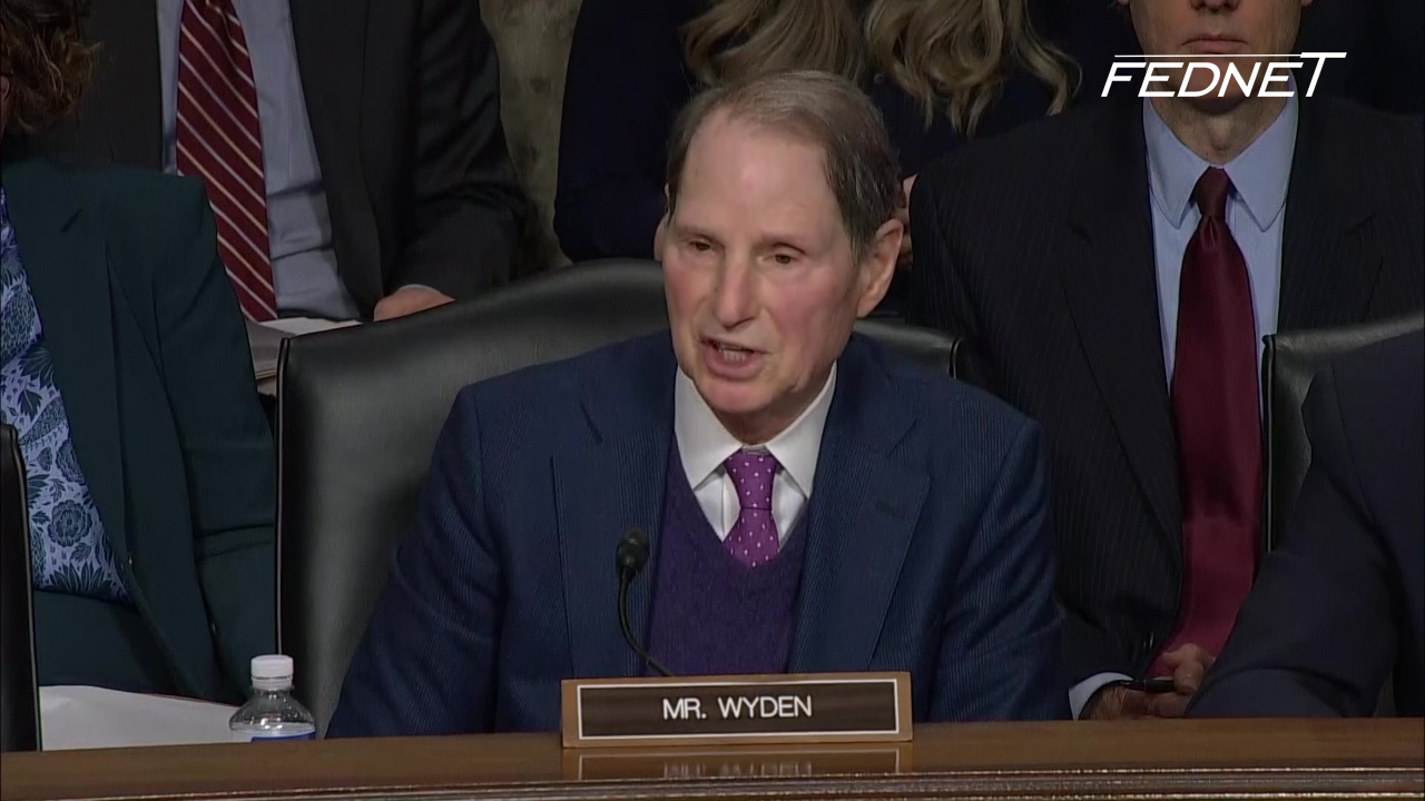 Senator Wyden compares American health care system to gambling at ...
