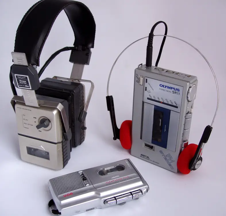 Insanely Cool Tech Gadgets from the ’80s That Are Now Obsolete