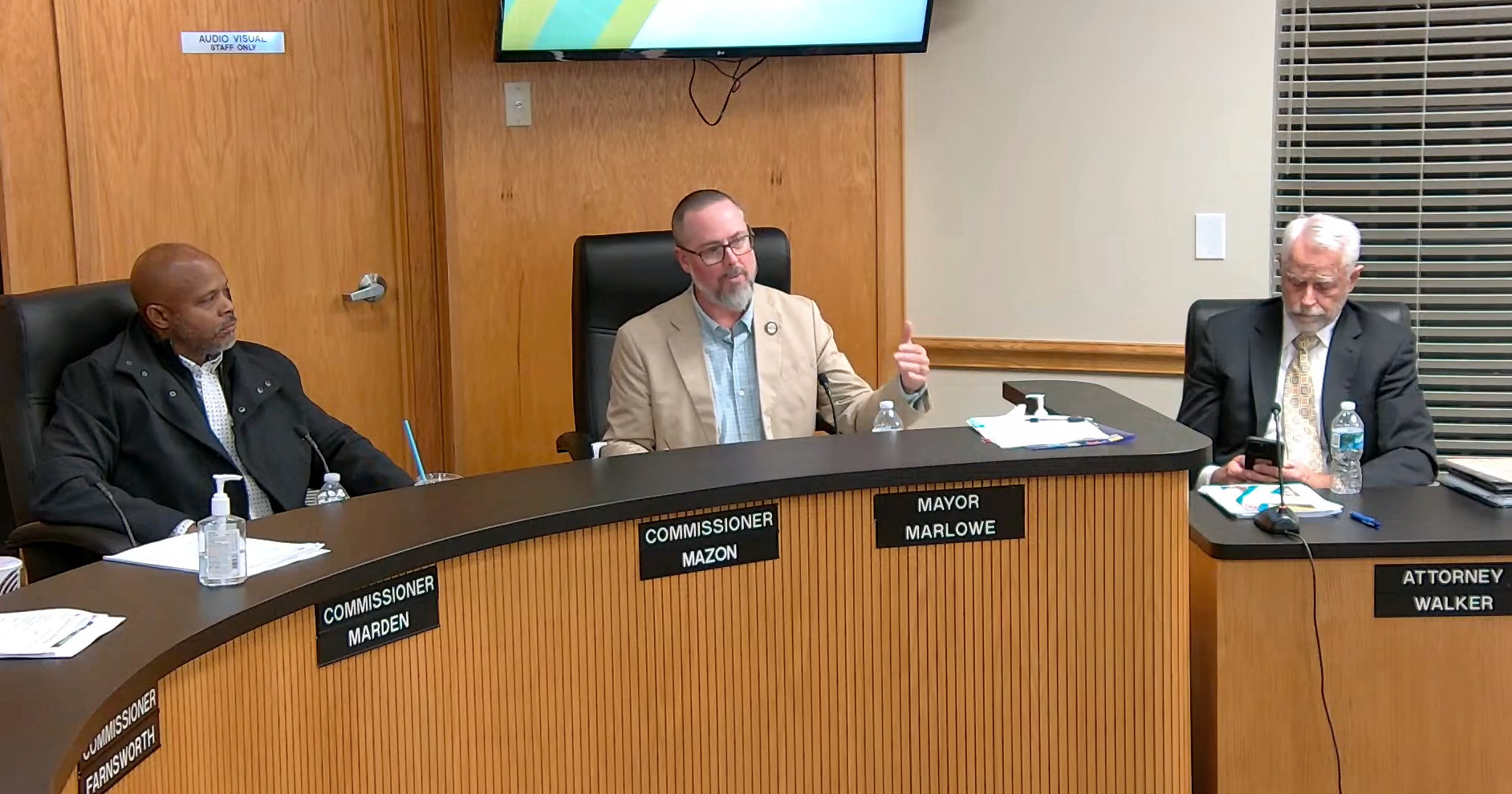 Newberry City Manager announces resignation, City Commission asks staff ...