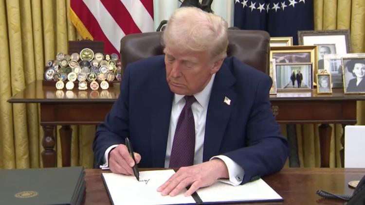 Trump Administration offering buyouts to federal employees to improve ...