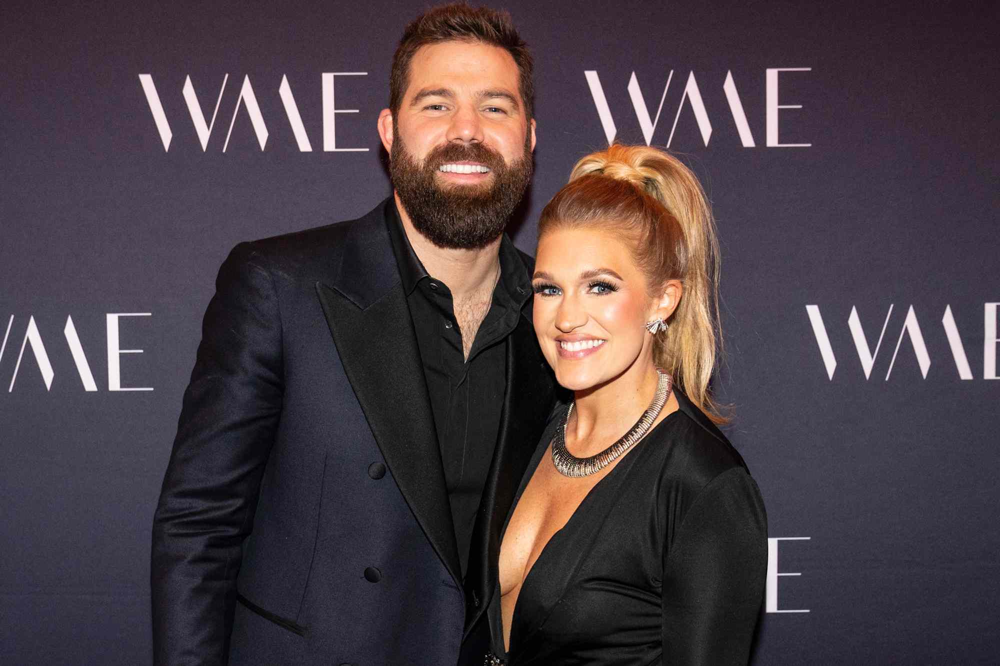 Jordan Davis and Wife Kristen Reveal They're Expecting Baby No. 4 in ...