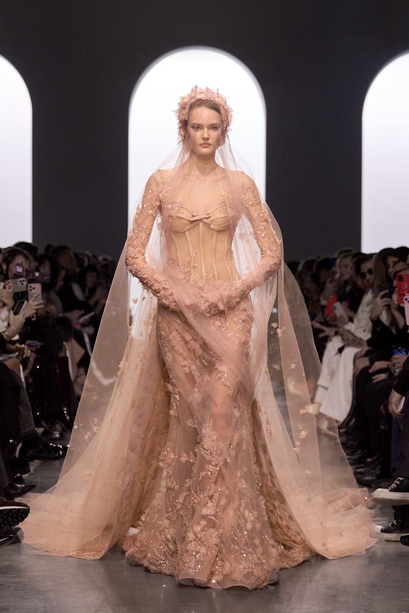 Elie Saab Brought an Impressionist Portrait to Life
