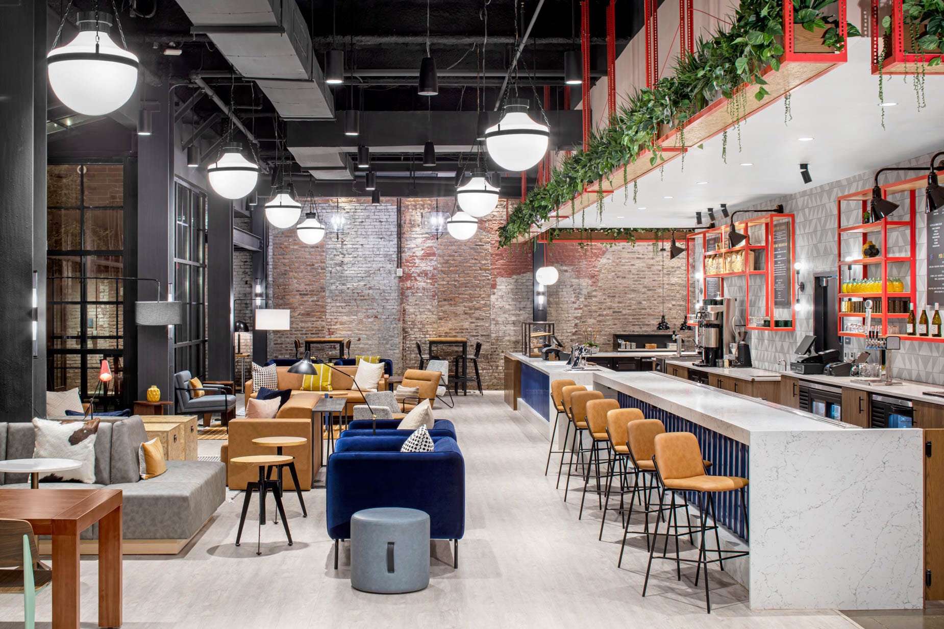 This Downtown Memphis hotel's cafe / bar has permanently closed