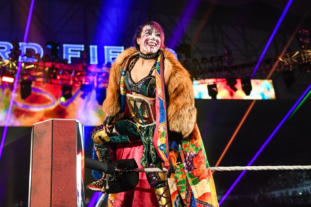 WWE star Asuka ‘feeling in danger’ while warning fans about ‘romantic ...