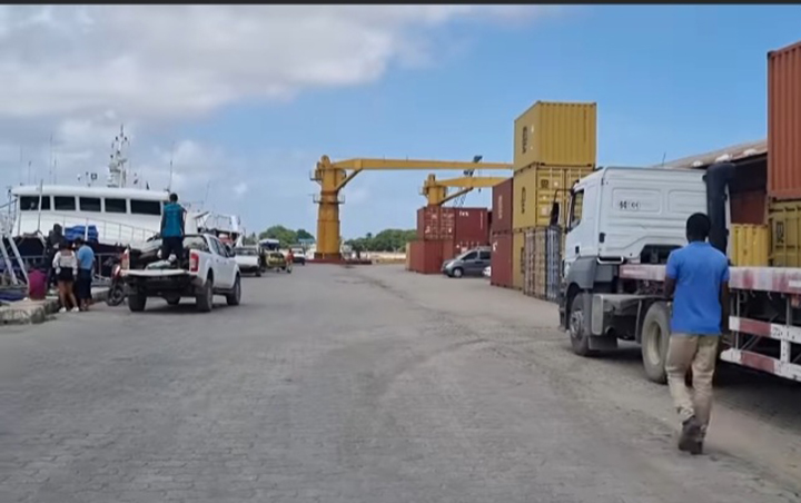 INFRASTRUCTURE - Remise en état du port de Mahajanga