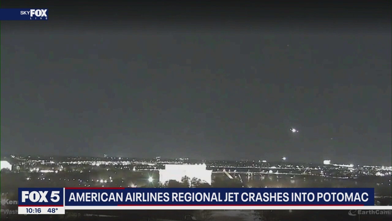 American Airlines plane collides with military helicopter