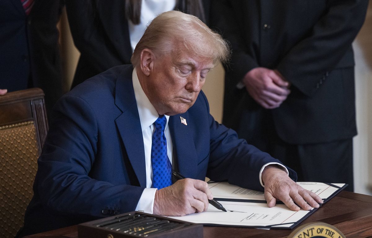 Etats-Unis : Trump veut priver de financement des écoles enseignant la ...