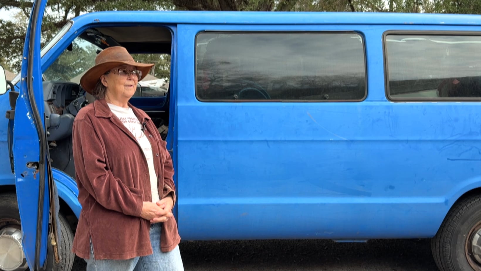 Gulfport mechanics fix struggling homeless advocate’s van for free
