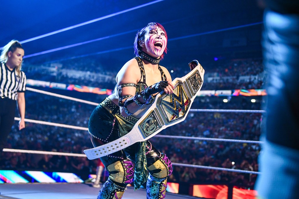 WWE star Asuka ‘feeling in danger’ while warning fans about ‘romantic ...