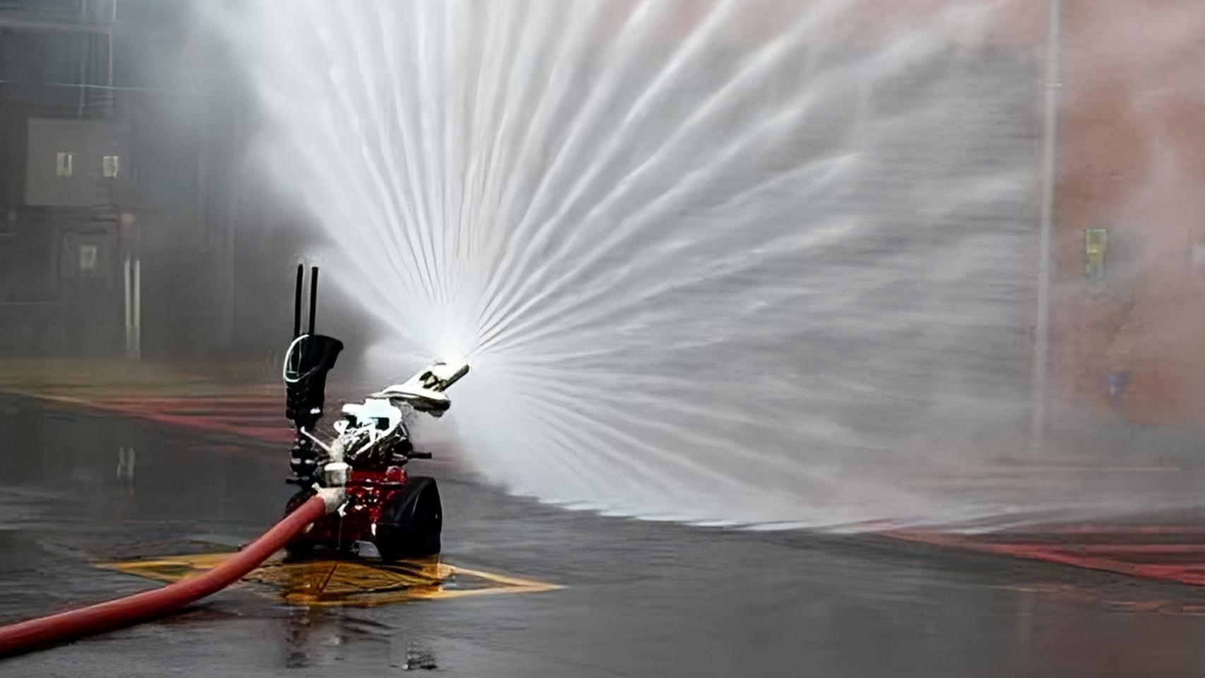 El ingenioso robot bombero que diseñado para apagar grandes incendios ...