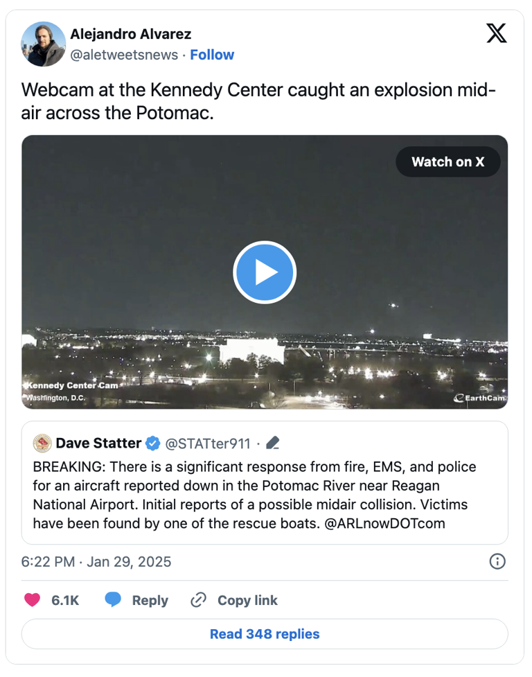 BREAKING: American Airlines plane crashes into Potomac River after mid ...