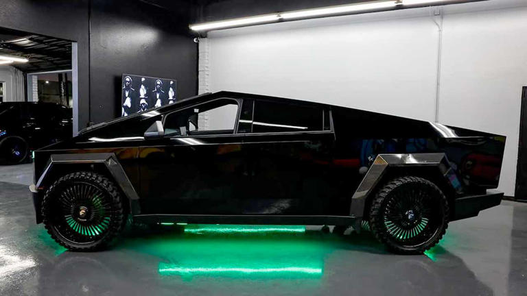 Tesla Cybertruck by Shaquille O’Neal Draws Attention with Exclusive ...