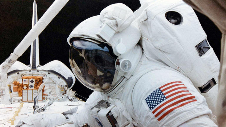 Astronaut Hall of Fame to honor Bernard Harris and Peggy Whitson in May