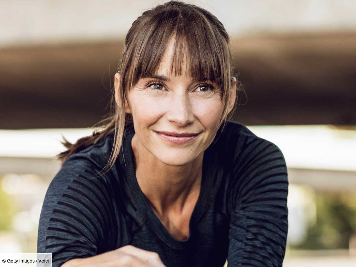 Endométriose : cet exercice simple permet de soulager les douleurs et ...