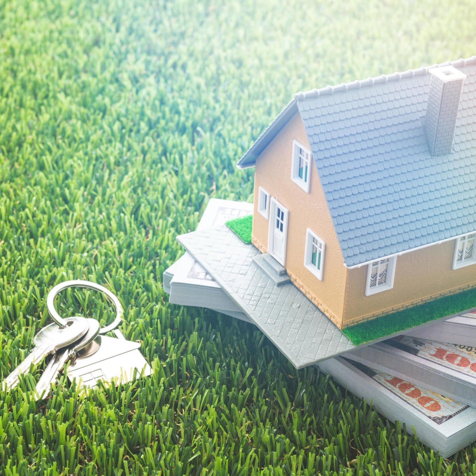 Cash-out refinancing vs. home equity loan: What to consider now