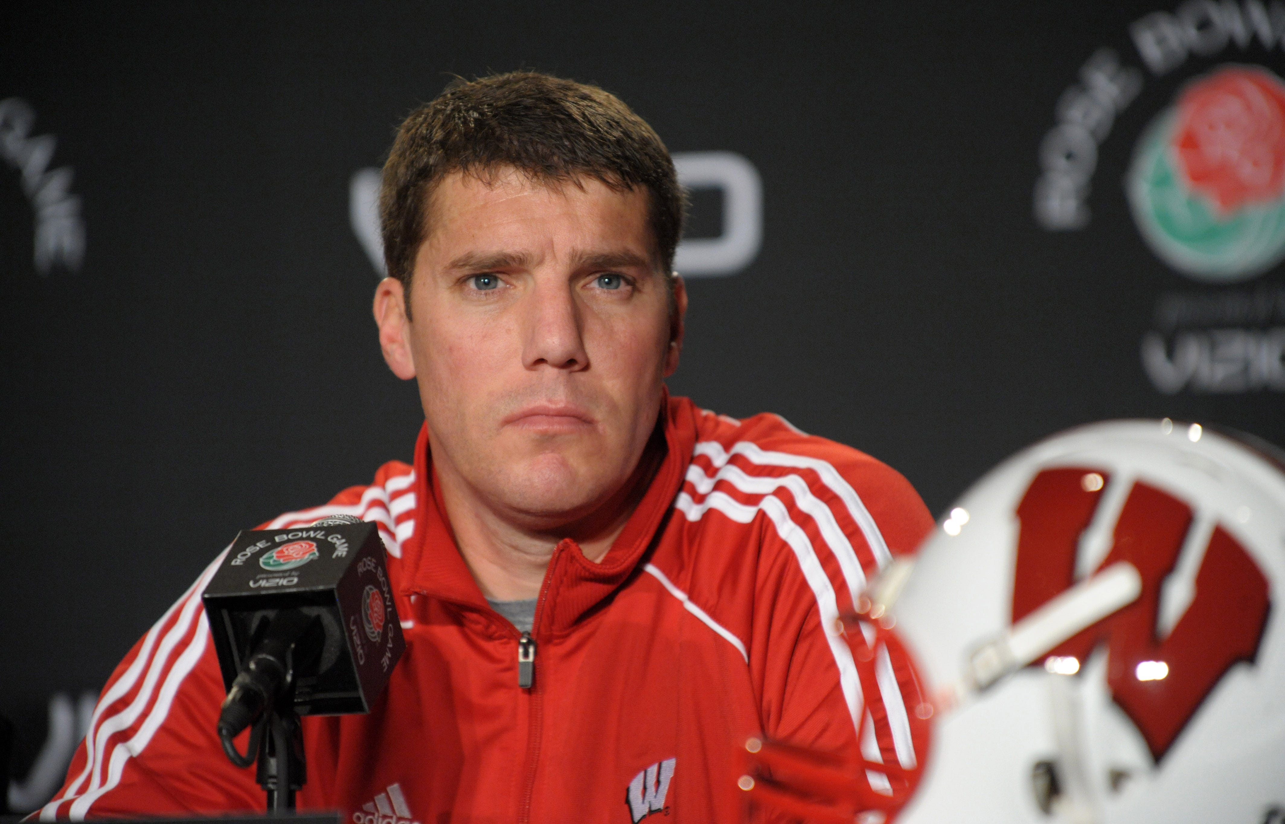 Former Wisconsin defensive coordinator hired as Notre Dame's new DC