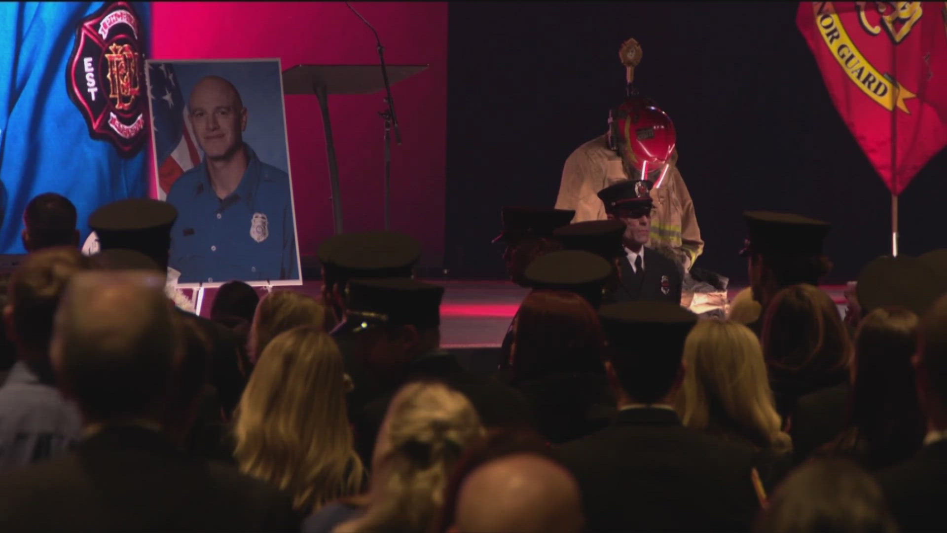 Memorial held for fallen Phoenix Fire captain