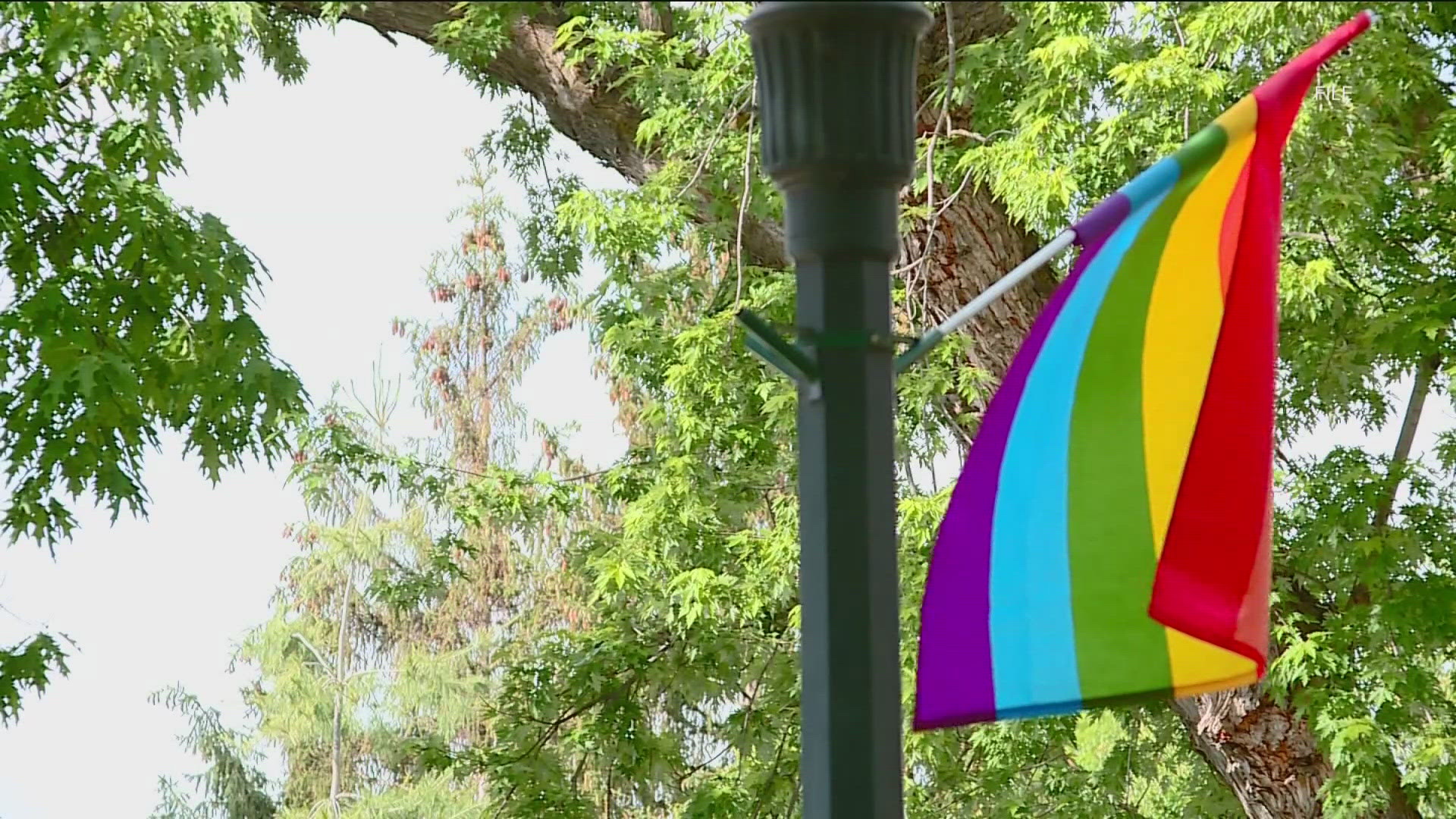 Idaho House approves bill limiting flags in schools