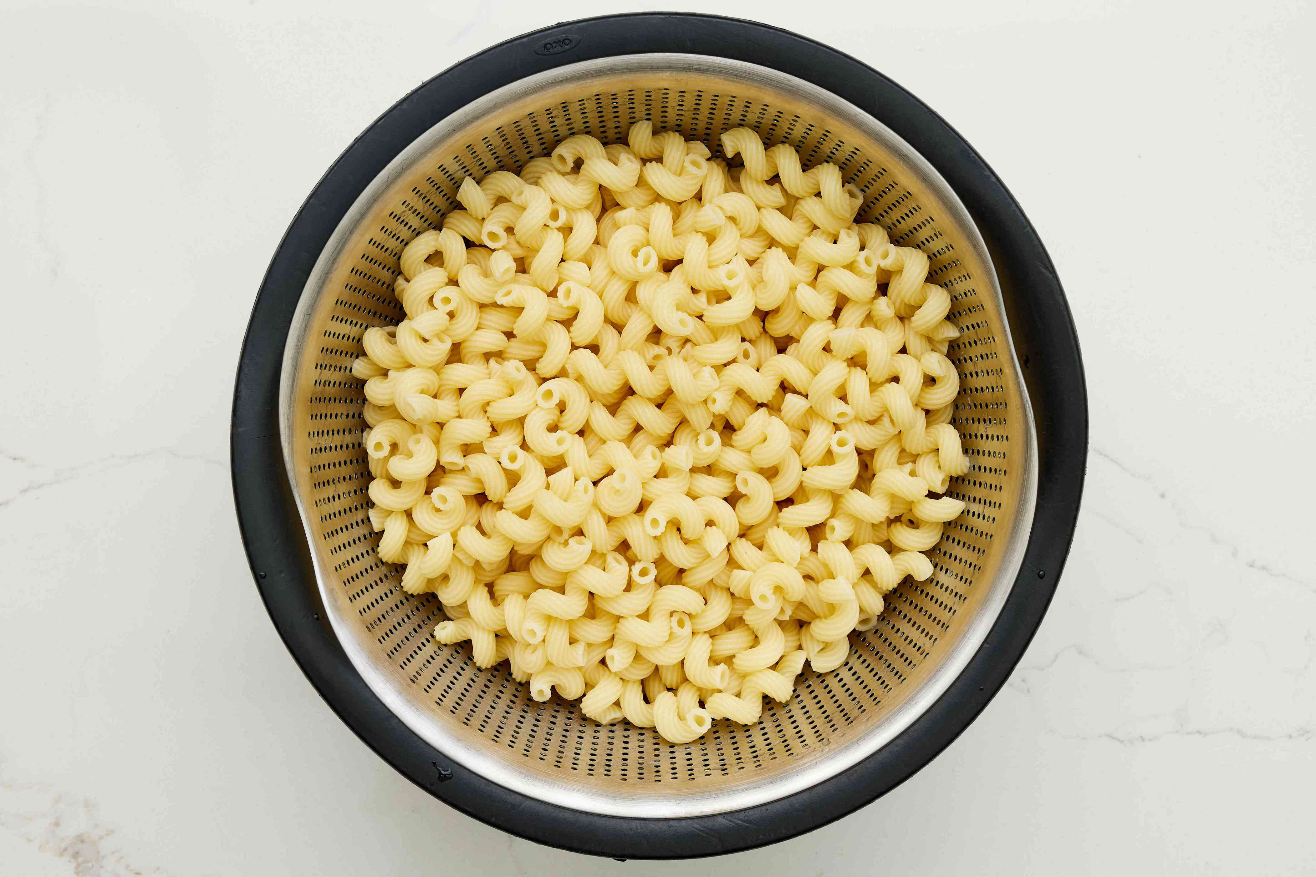 Should you rinse pasta?