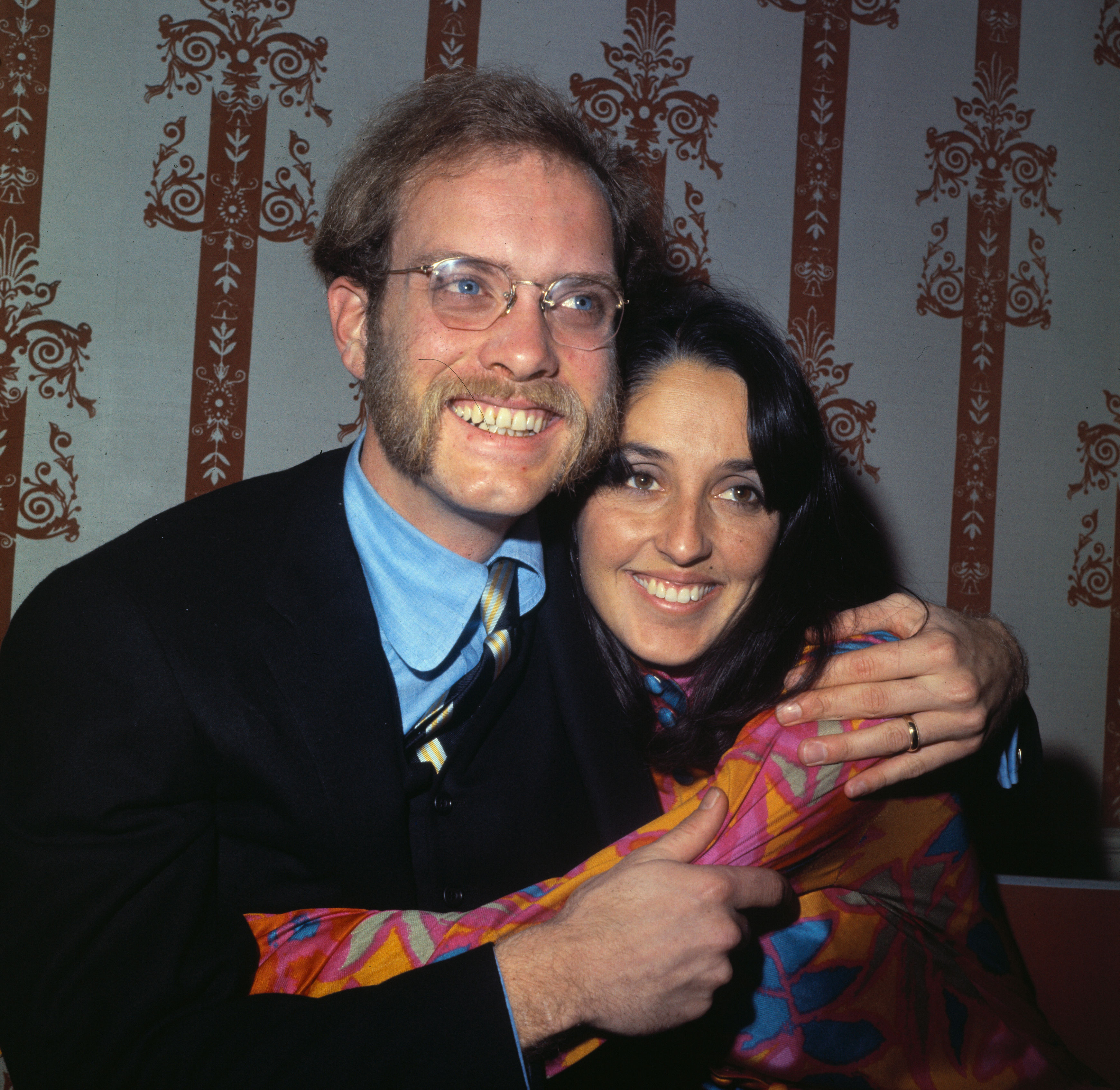 Joan Baez & Bob Dylan: A ‘60s Love Story + Why She Loves Being Single Now