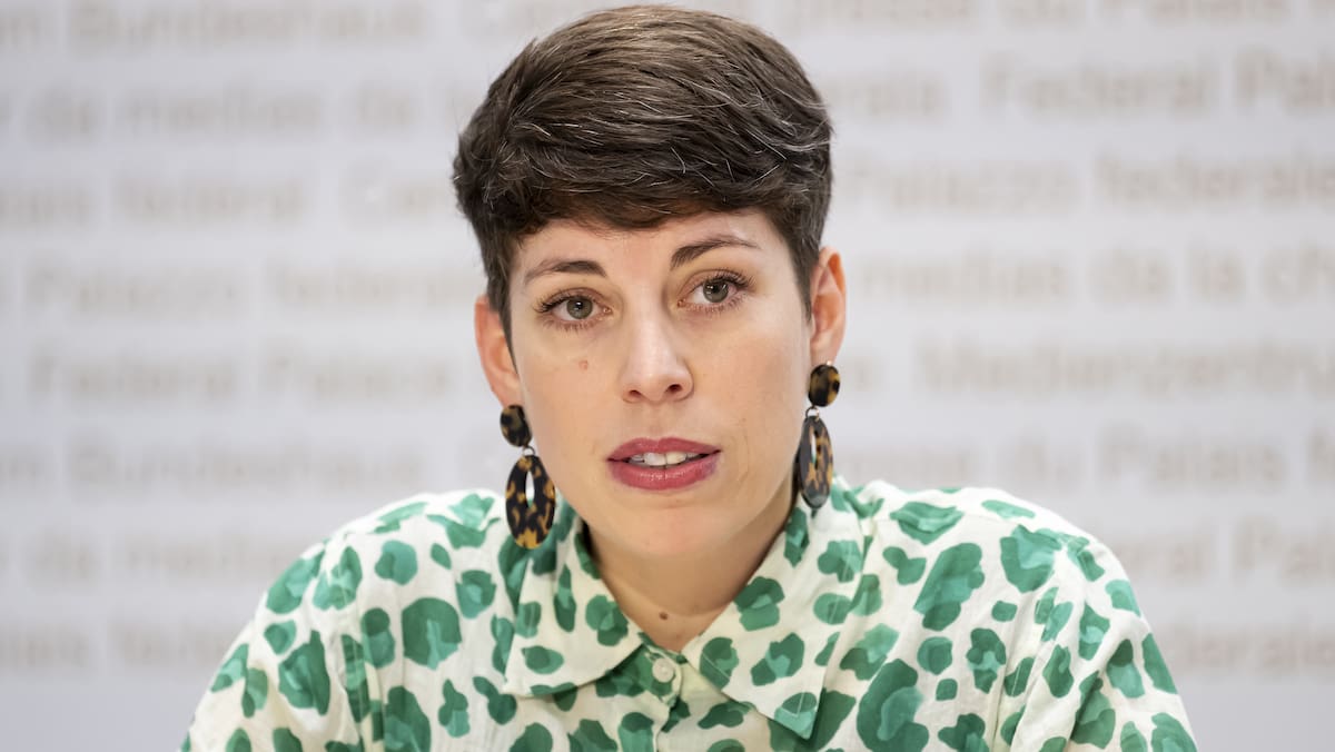 Lisa Mazzone, présidente des Vert-e-s, critique les mesures d'économies ...