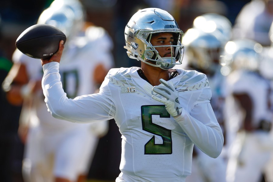 Oregon QB Dante Moore has seventh-best odds to win 2025 Heisman Trophy ...