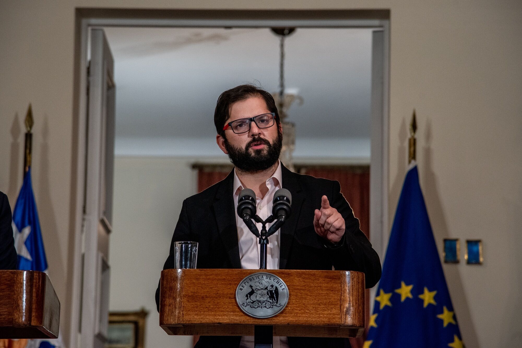 Chile’s Congress Gives Final Backing to Major Pension Reform