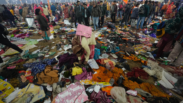 Maha Kumbh Stampede - VVIP Passes Cancelled, Vehicle Entry Restricted ...