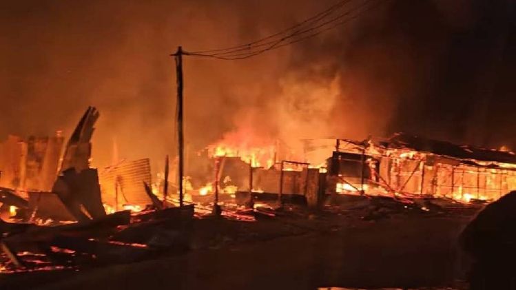 Arunachal: 15 shops gutted in major fire at oldest market of Hayuliang ...
