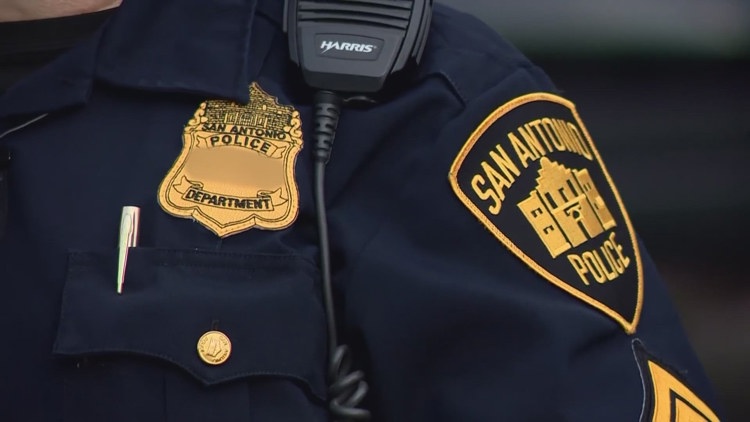 Records: SAPD officer suspended after trying to kiss woman experiencing ...