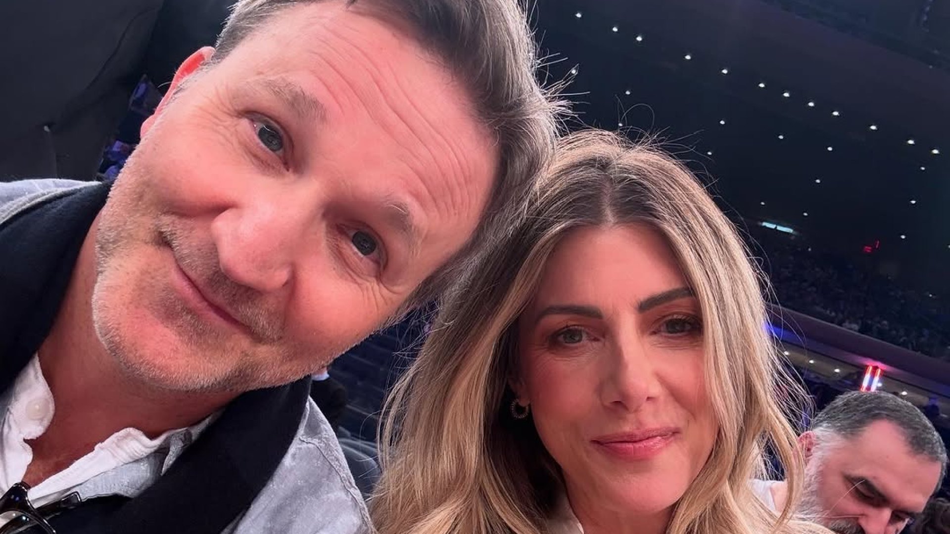 Kelly Rizzo 'Burst Out Crying' Sharing Memories of Bob Saget With Boyfriend