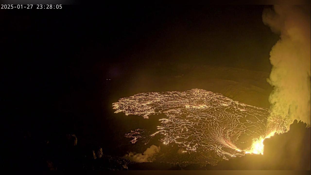 Lava flows look like river delta during volcano eruption in Hawaii