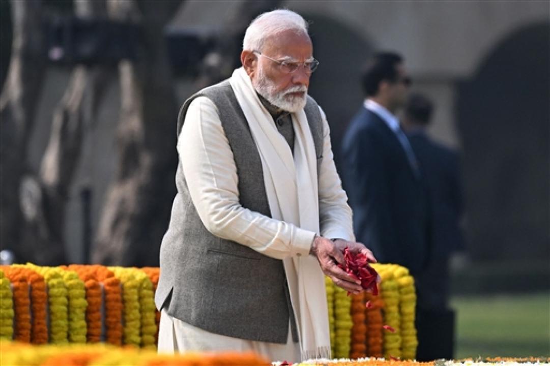 IN PHOTOS President Murmu PM Modi lead nation in paying homage to ...