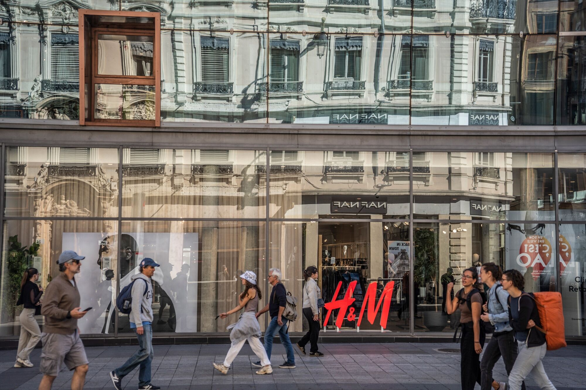 H&M Sales Growth Remains Elusive Amid CEO’s Turnaround Push