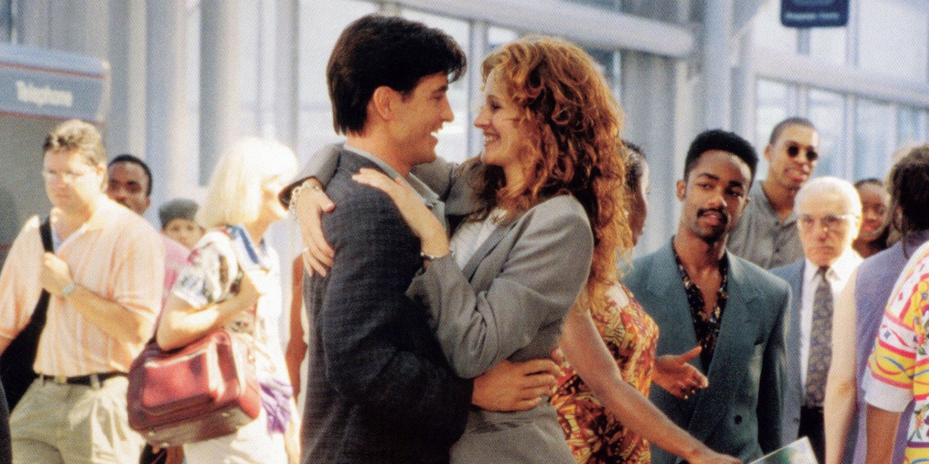 Julia Roberts Watched Cameron Diaz Fall in Love With Her Best Friend in ...
