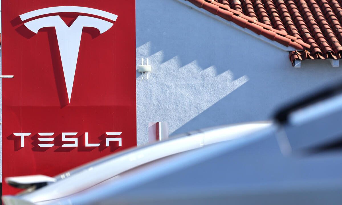 Elon Musk’s Tesla troubles: Speed bump or early signs of impending crash?