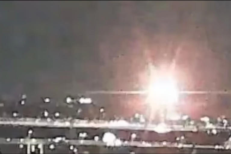 Air traffic controller’s reaction to DC collision revealed in chilling ...