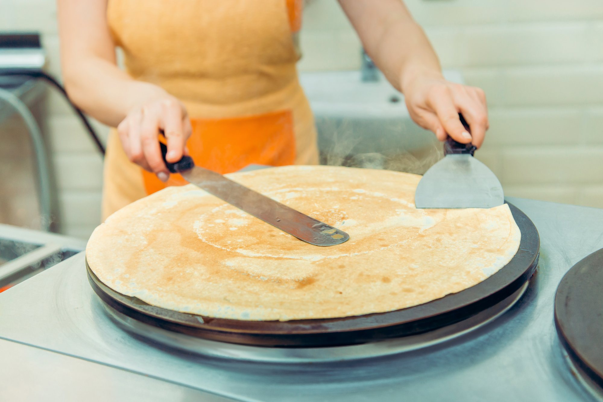 Comment faire des crêpes avec une crêpière électrique