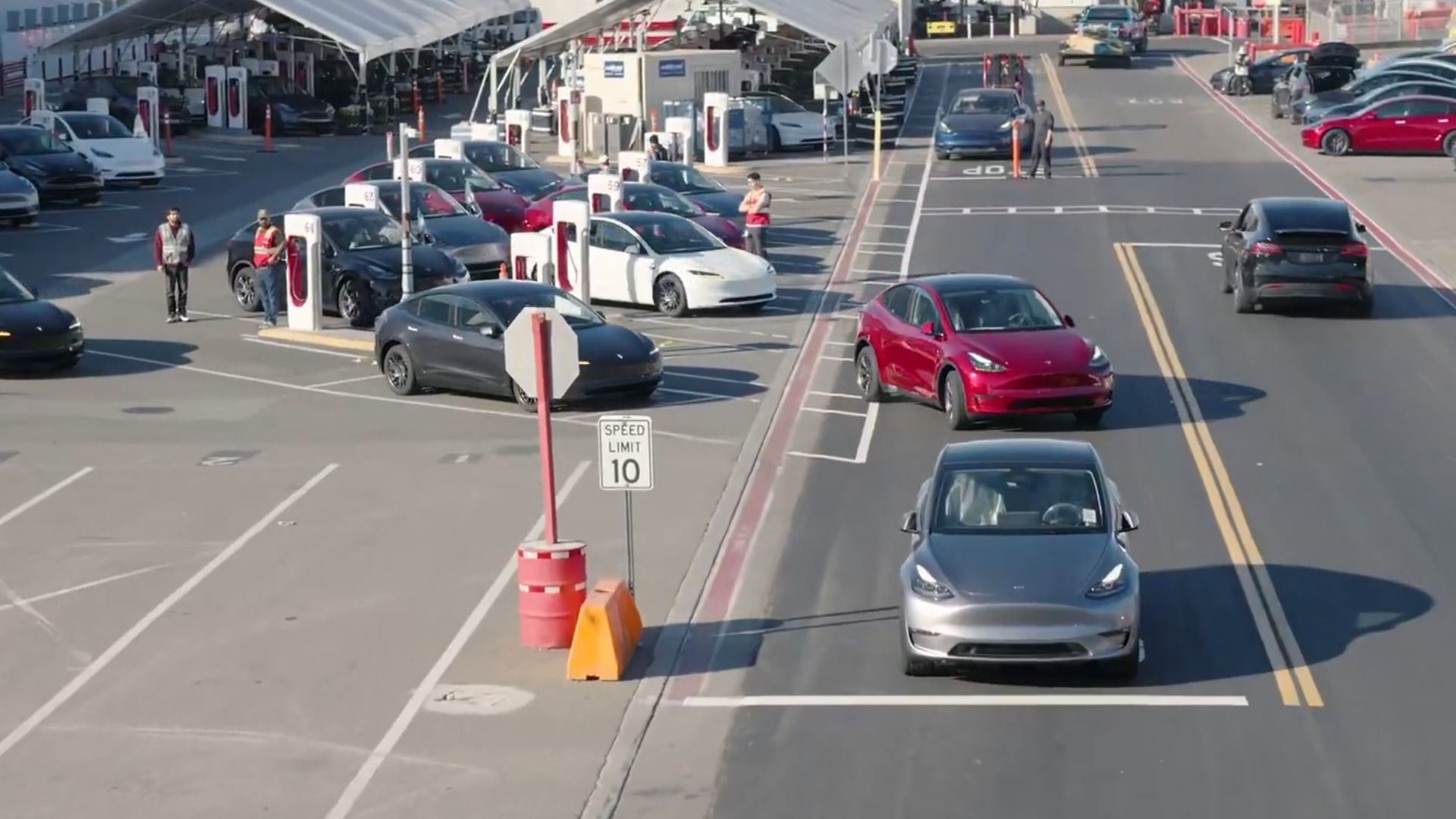 Tesla Catches Up To BMW With Autonomous Factory Driving