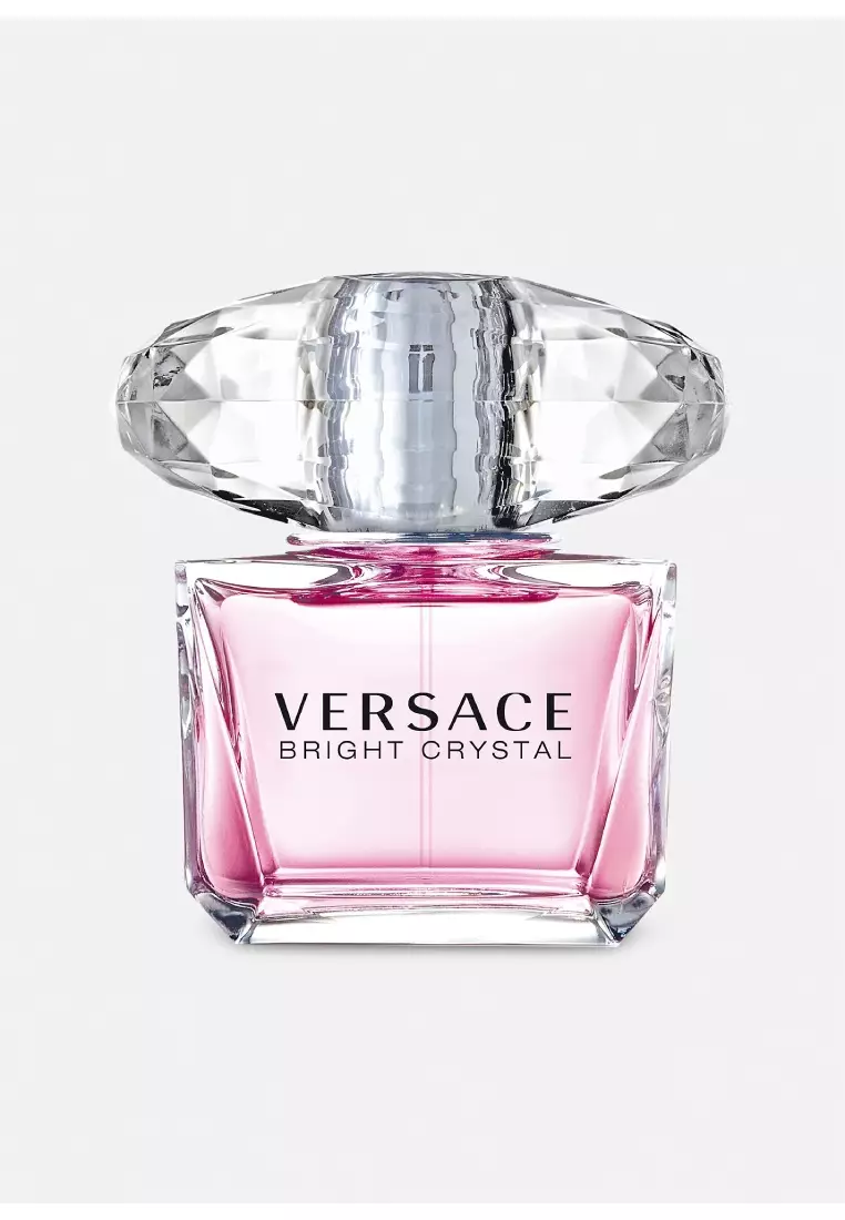 Versace Menggandeng Pond Naravit sebagai Brand Ambassador Terbarunya